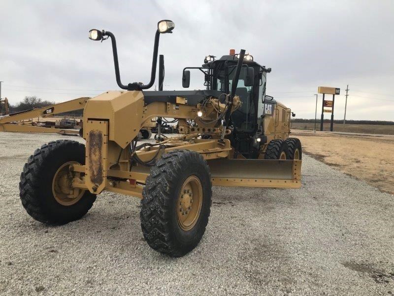 2016 CATERPILLAR 140M3 for sale