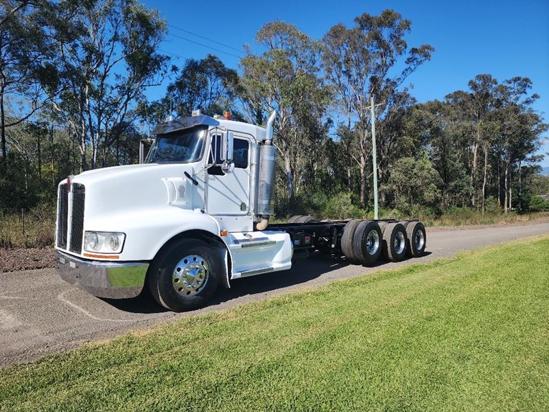 2008 KENWORTH T408 CAT , 18SP TAKE 8.4 BODY for sale