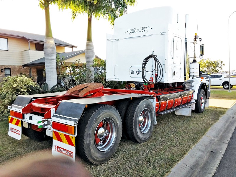 2002 KENWORTH T650 t for sale
