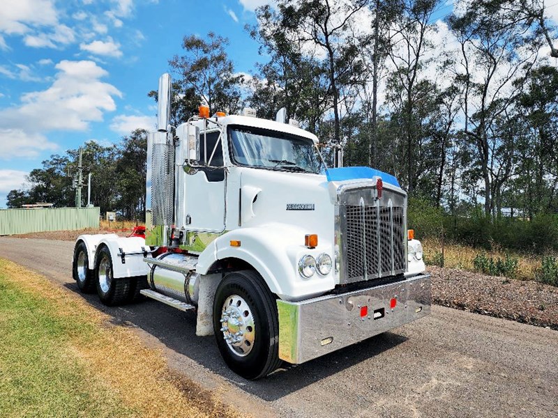 2006 KENWORTH T404 SAR C15 18SP for sale