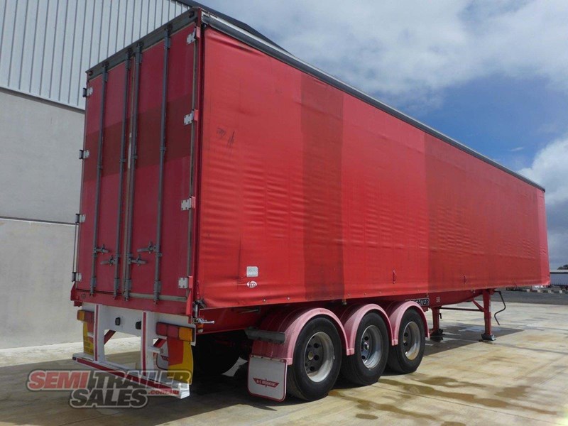 2009 MAXITRANS 22 PALLET CURTAINSIDER for sale