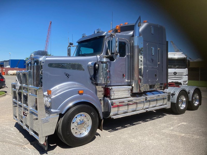 2016 KENWORTH T909 for sale