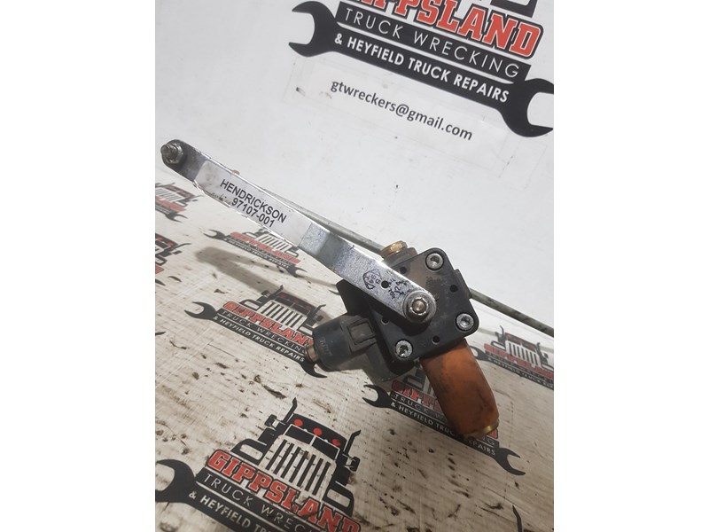 HENDRICKSON TRAILER HEIGHT CONTROL VALVE 97107-001 HENDRICKSON 97107 ...