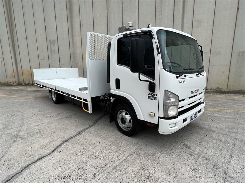 ISUZU NPR400 for sale