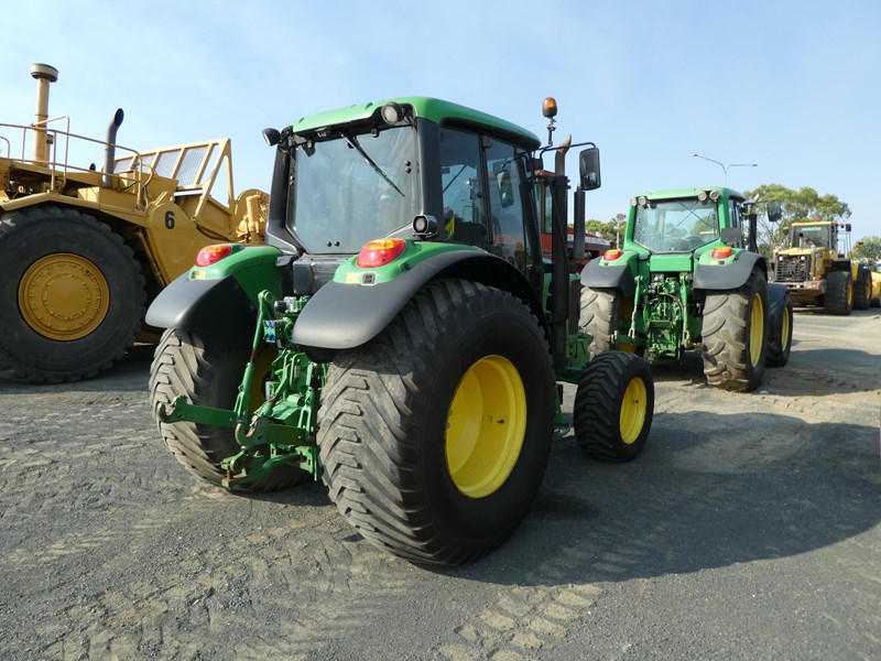 2015 JOHN DEERE 6130 for sale