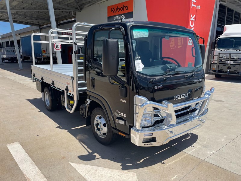 2023 ISUZU NPR 45/55-155 SWB AMT Tradepack for sale