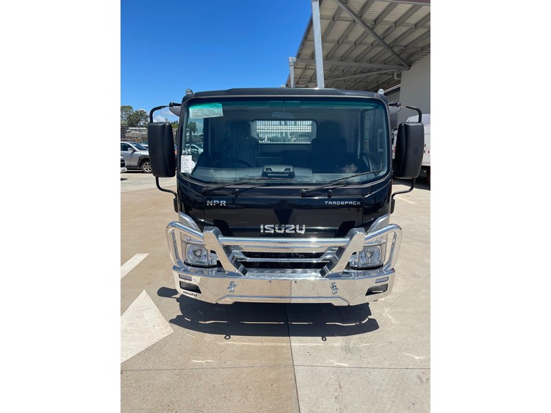 2023 ISUZU NPR 45/55-155 SWB AMT Tradepack for sale