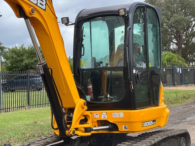 2014 JCB 8065 for sale