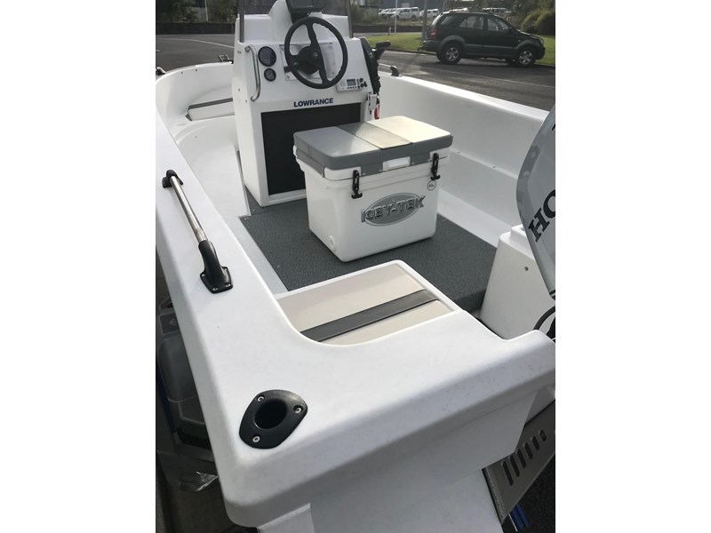 2023 SMARTWAVE 4200 CENTRE CONSOLE for sale