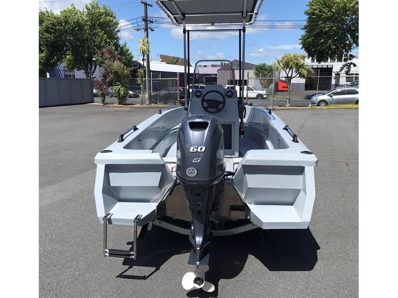 SMARTWAVE 4200 CENTRE CONSOLE for sale