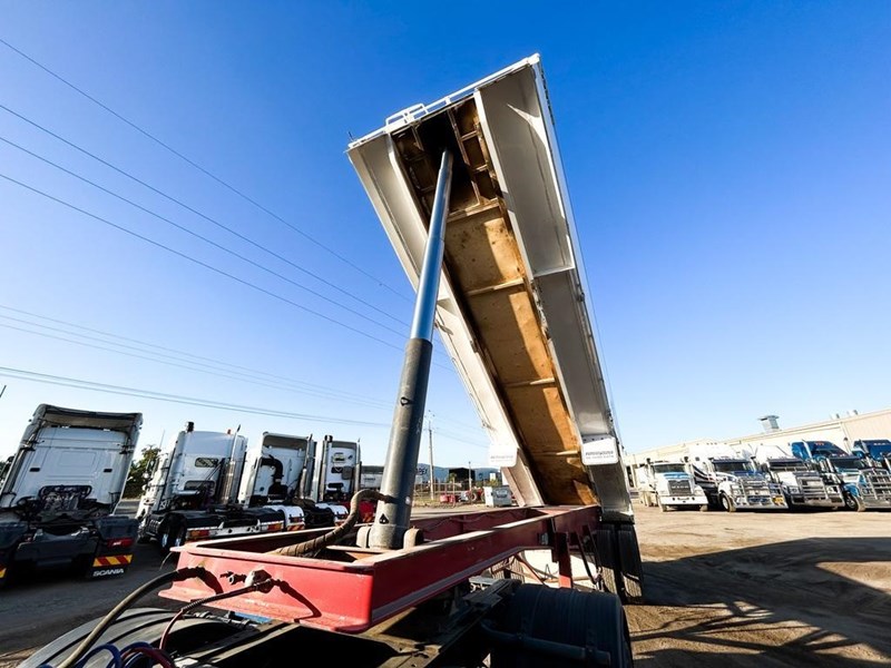1999 FREIGHTMASTER STEEL TIPPER for sale