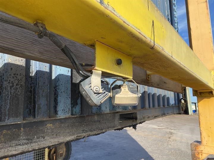 1989 ISOLOADER STRADDLE LOADER for sale