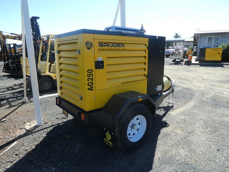 2022 BRUDER AG250 TRAILER MOUNTED COMPRESSOR for sale