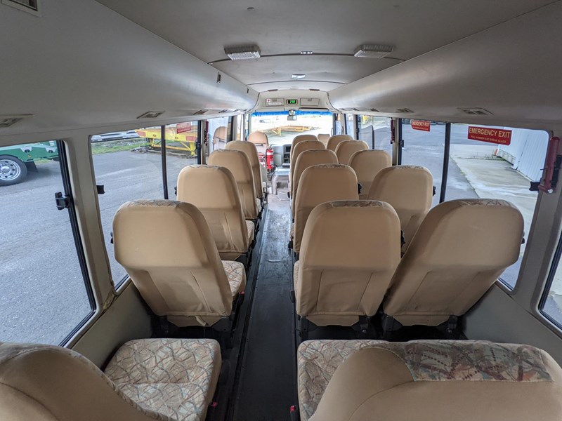 2008 MITSUBISHI ROSA DELUXE 25 SEATER BUS for sale