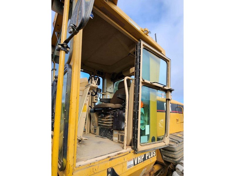 2004 CATERPILLAR 140H VHP for sale