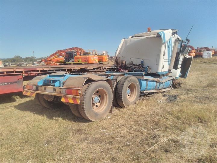 2003 KENWORTH T404S for sale