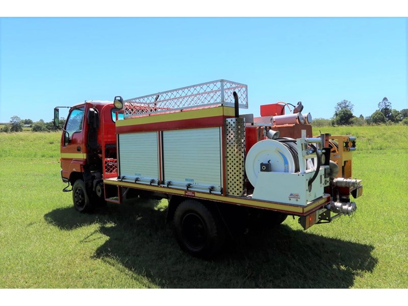 1997 ISUZU NPS300 for sale