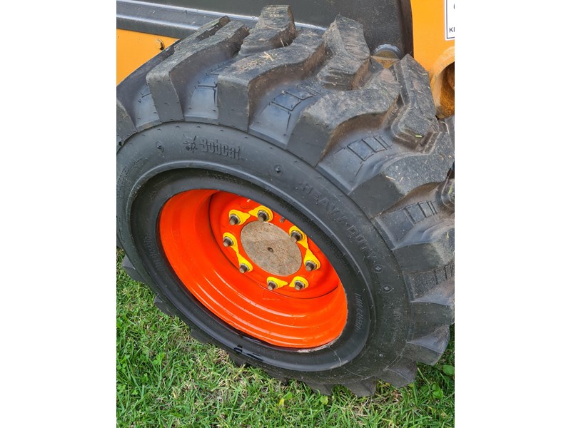 2012 CASE 430 SKID STEER LOADER Series III for sale