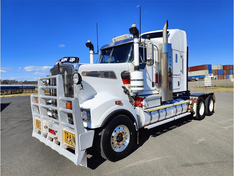 2013 KENWORTH T909 for sale