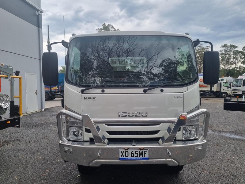 2016 ISUZU NPS for sale