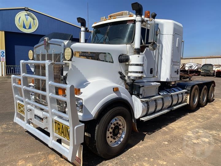 2011 KENWORTH T909 . for sale