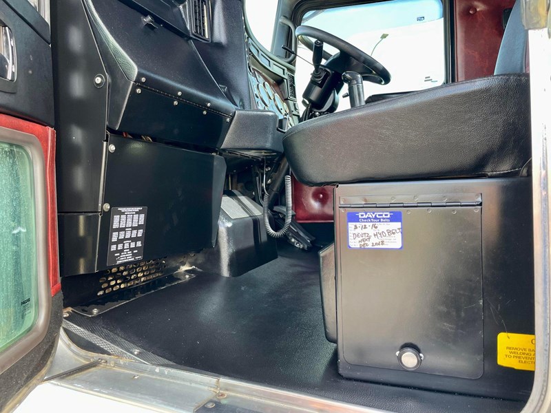 2012 KENWORTH T403 for sale