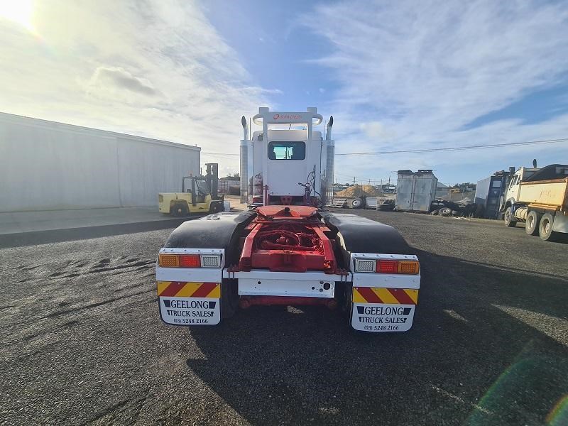 2010 KENWORTH T658 140 GCM DAY CAB for sale