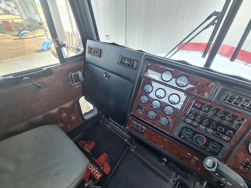 2010 KENWORTH T658 140 GCM DAY CAB for sale