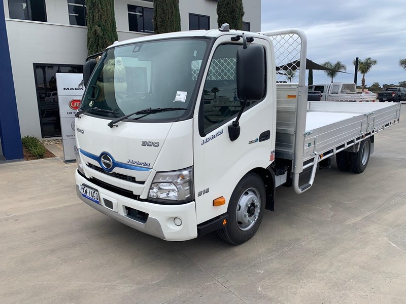 2023 HINO 300 SERIES - 916 Hino 300 Series 916 Hybrid for sale