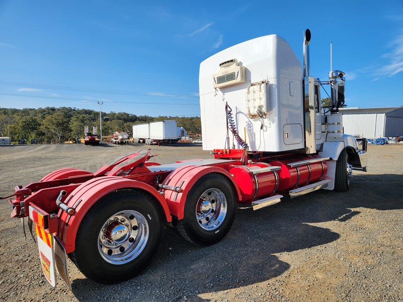 1996 KENWORTH T401 for sale