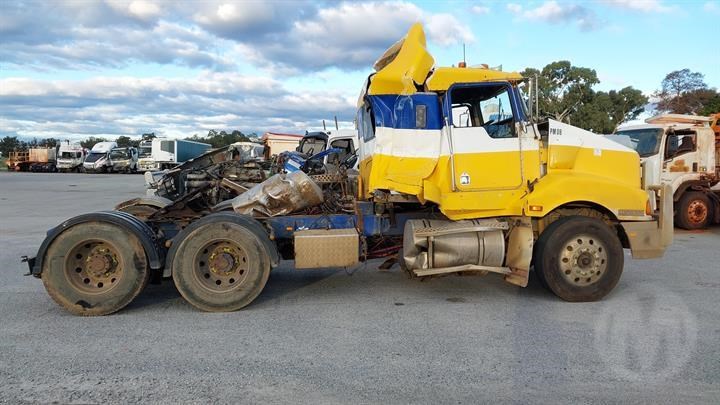 1999 KENWORTH T401 for sale