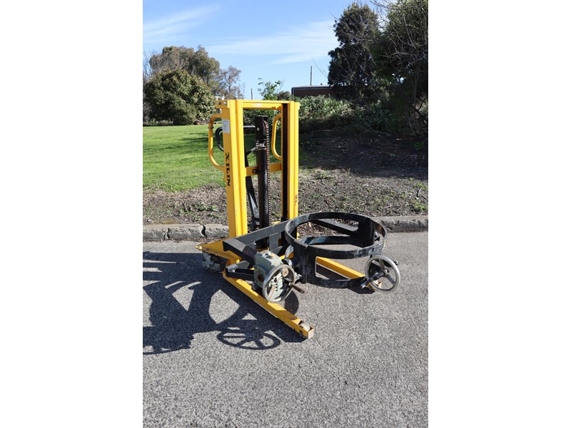 XILIN YTD-35 MANUAL DRUM STACKER LIFT AND ROTATE for sale