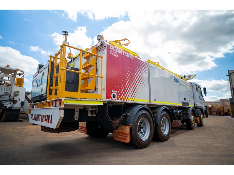 2006 FUSO FS52 8X4 Service Truck P14000 for sale