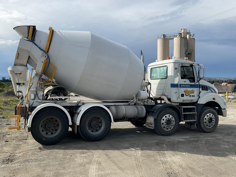 2009 MACK CSMR for sale