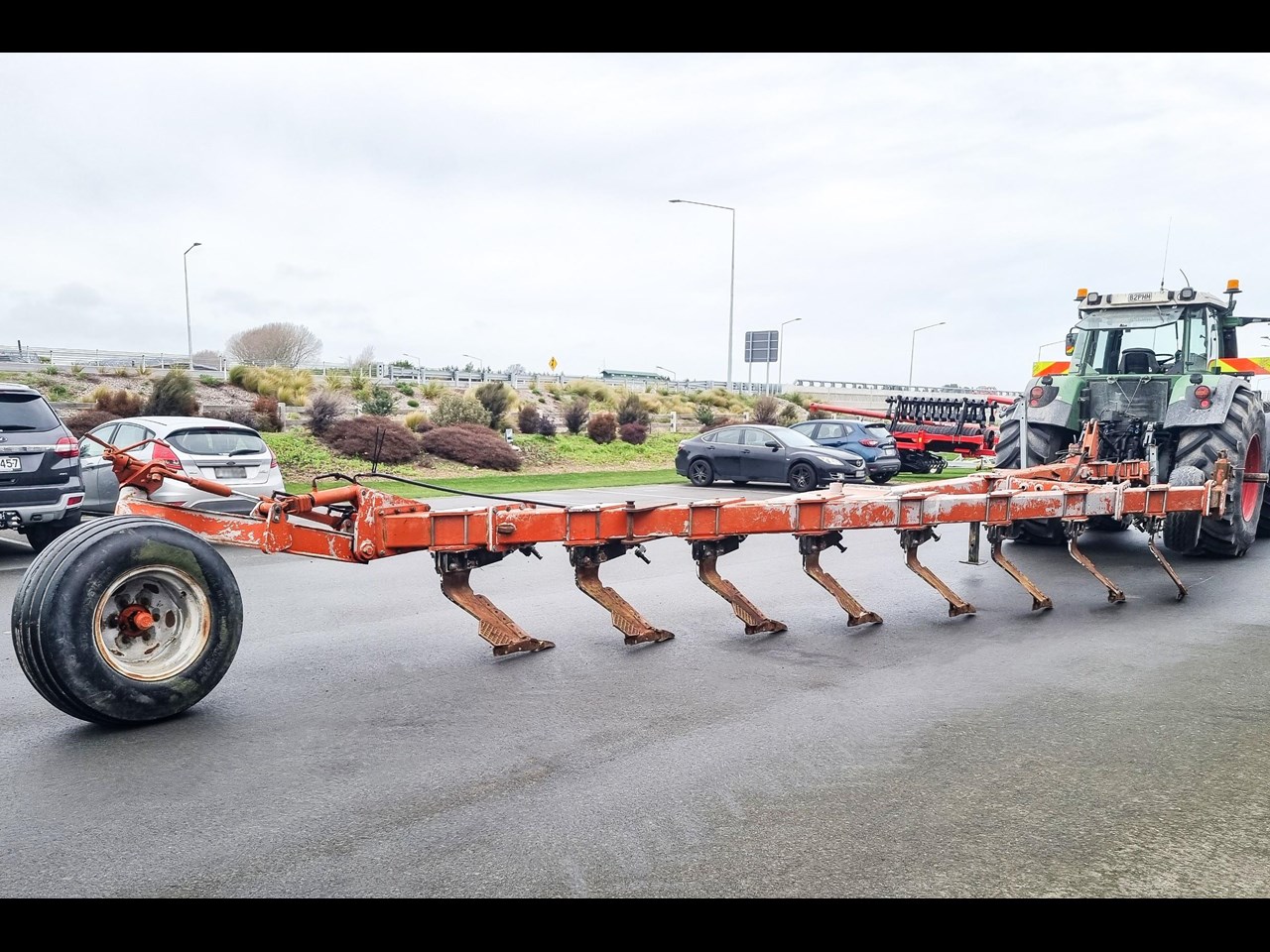 HOWARD HOWARD 8 FURROW PARAPLOW for sale
