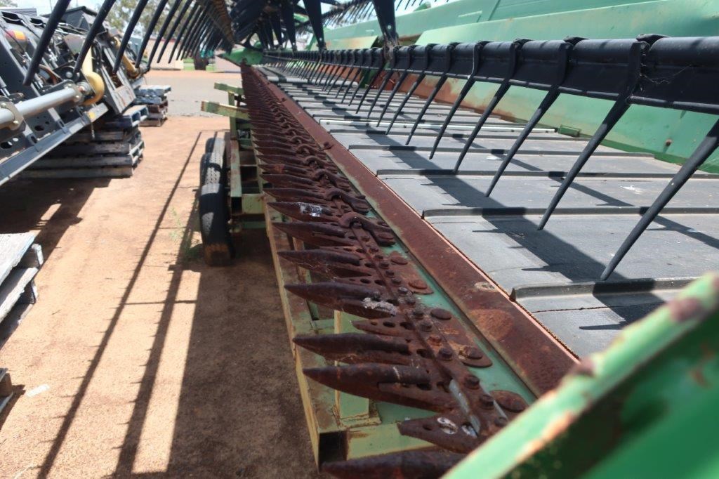 JOHN DEERE 936D HEADER FRONT for sale