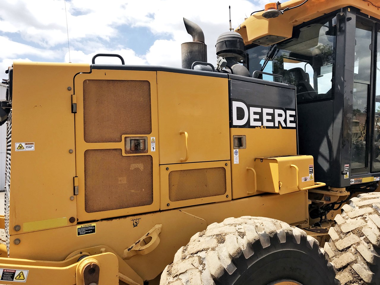 2010 JOHN DEERE 770D GRADER for sale