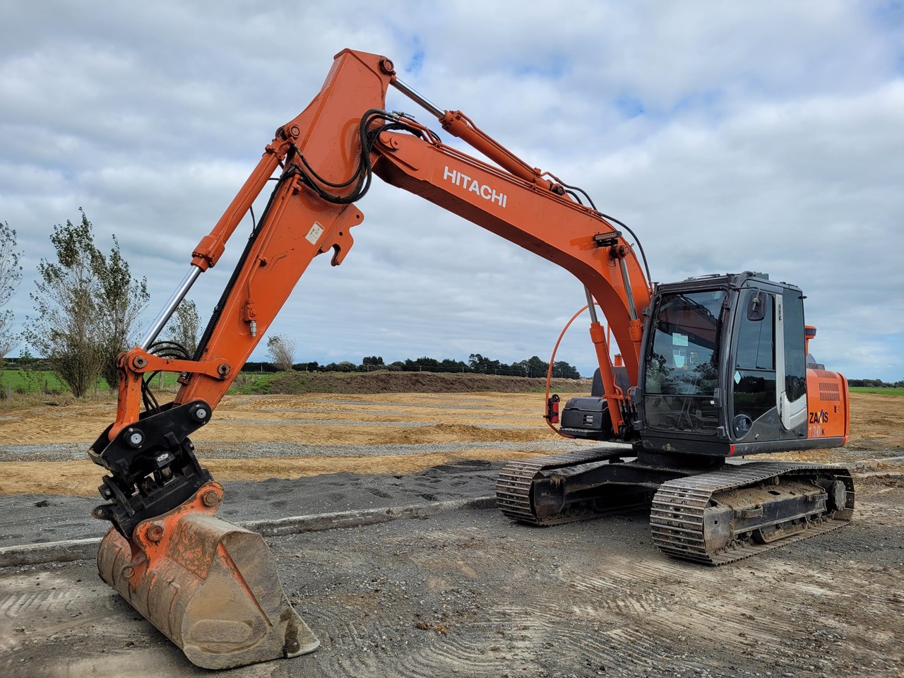 2013 HITACHI ZX130K-3 for sale