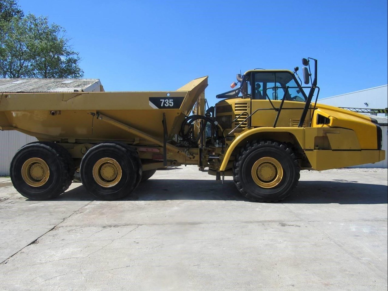 2009 CATERPILLAR 735B dismantling