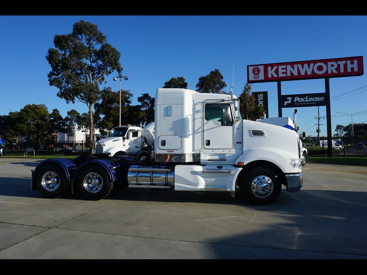 2012 KENWORTH T609 T609 for sale