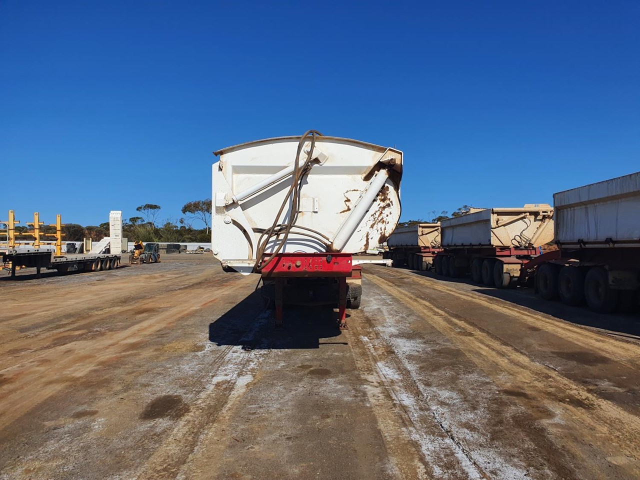 2017 ROADWEST SIDE TIPPER SET for sale