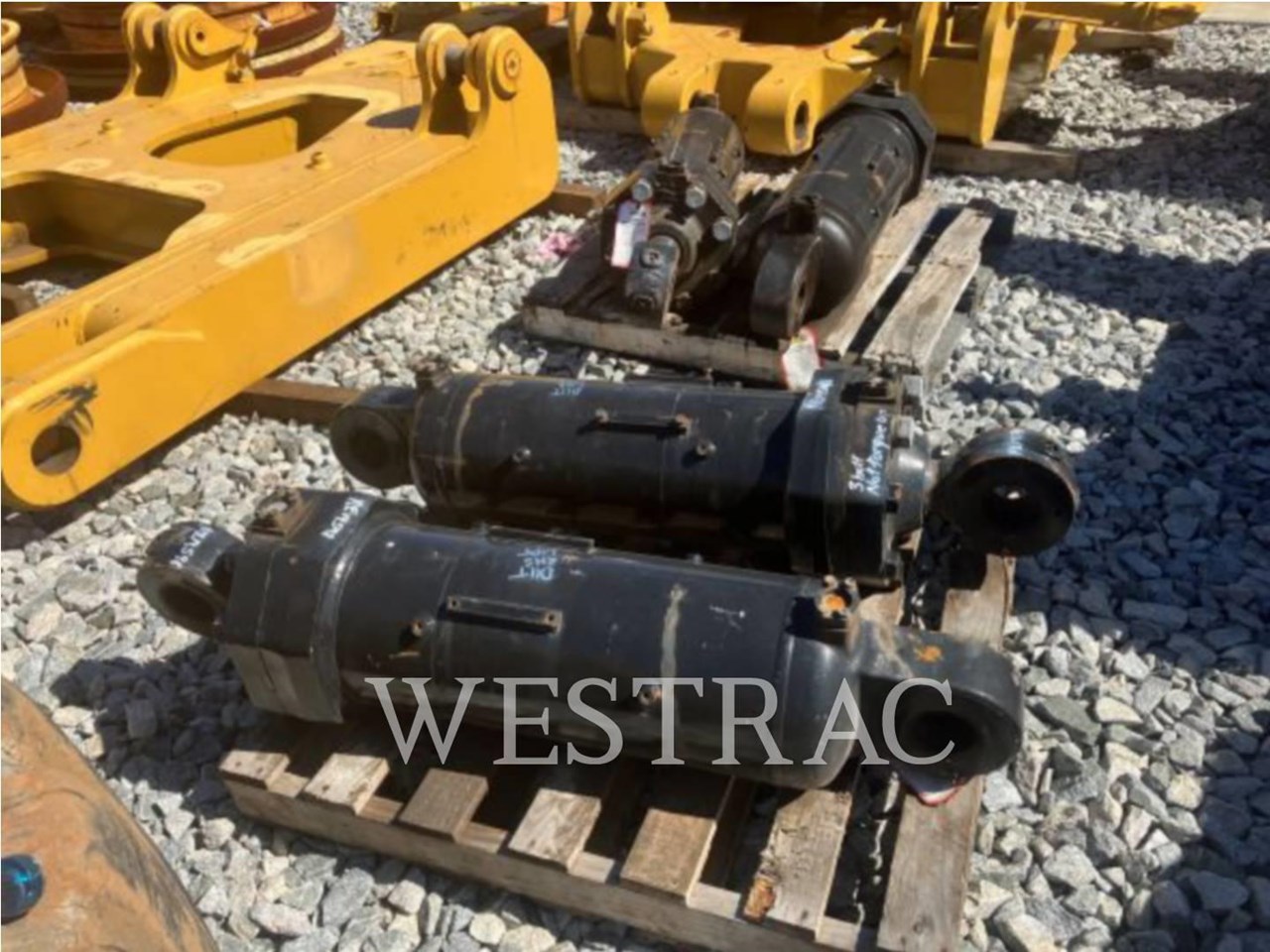 2018 CATERPILLAR D11 SINGLE SHANK RIPPER for sale