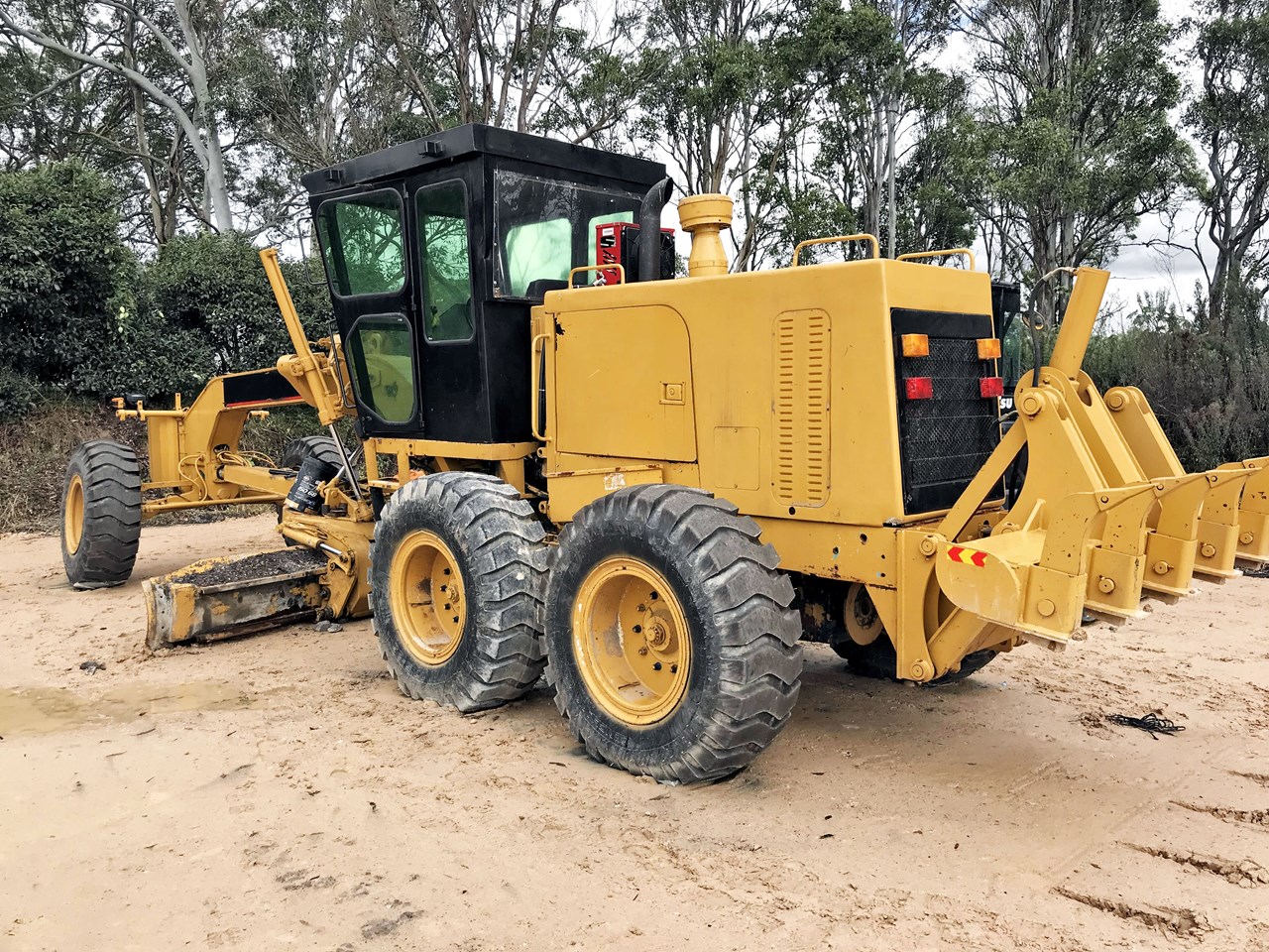 2000 CATERPILLAR 140H for sale