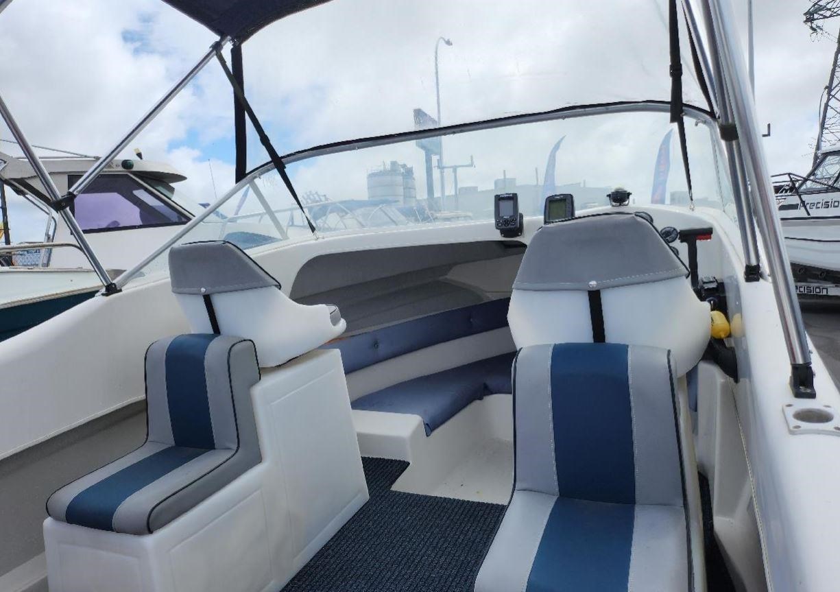 CRESTA CRAFT 550 SQUADRON for sale