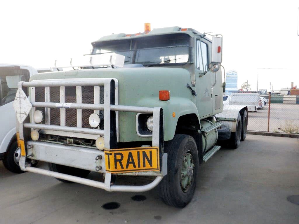 1989 INTERNATIONAL SF2670 s/line for sale