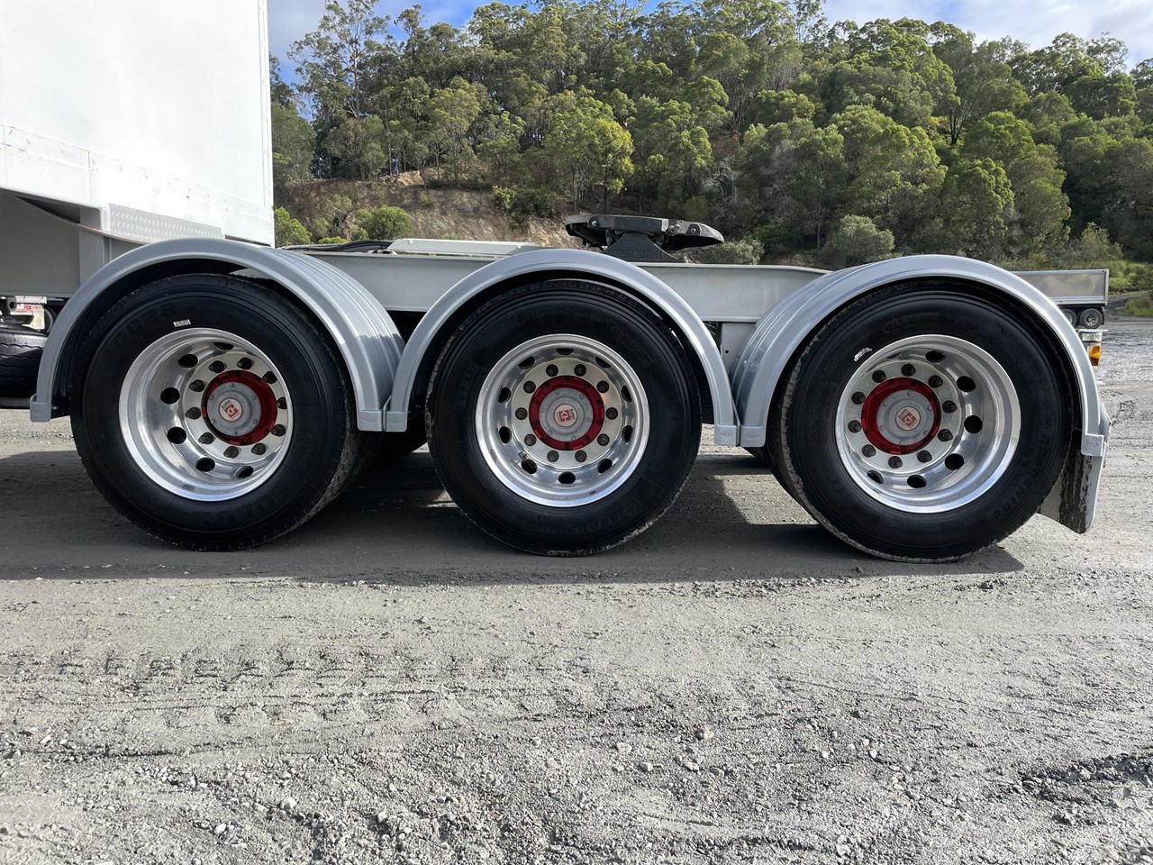 2014 MAXITRANS 10 PALLET TRI-AXLE A-TRAILER TAUTLINER for sale