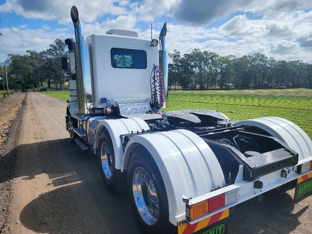 2015 KENWORTH T409 SAR CUMMINS E5 FRESH REBUILD for sale