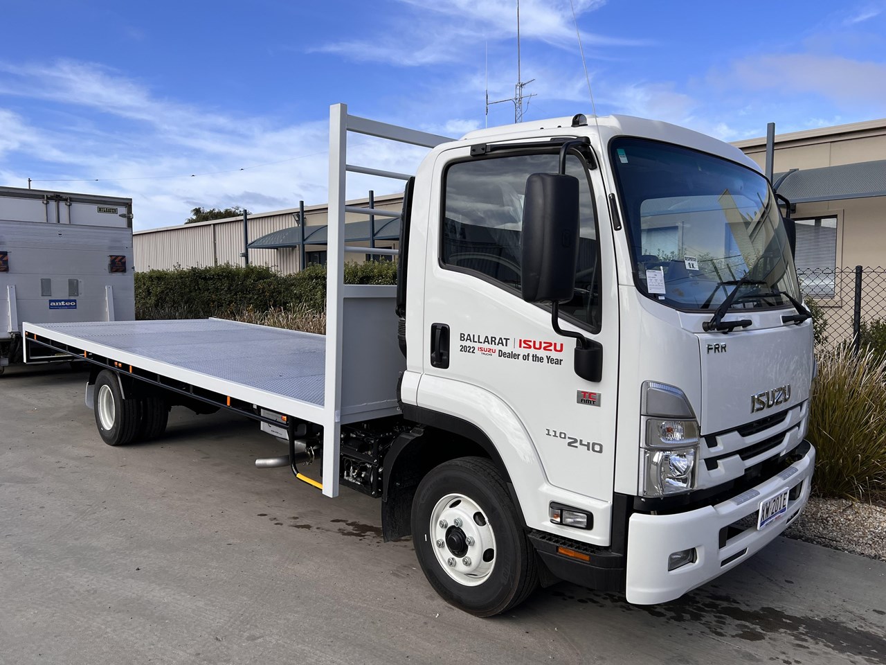 2022 ISUZU FRR 110-240 AMT LWB for sale