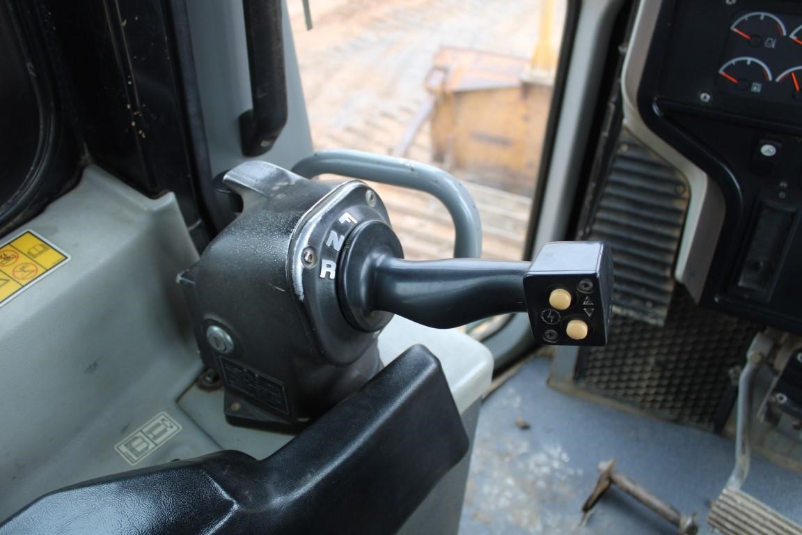 2006 CATERPILLAR D6R LGP SERIES III SWAMP DOZER for sale