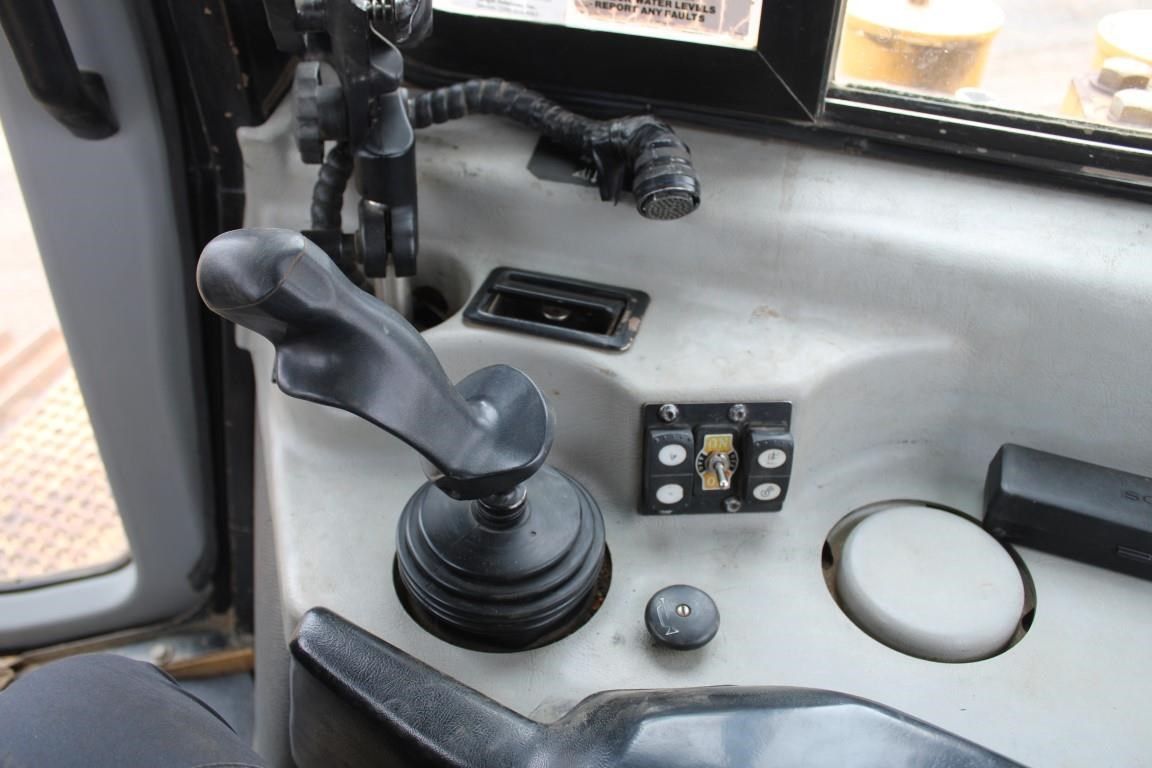 2006 CATERPILLAR D6R LGP SERIES III SWAMP DOZER for sale